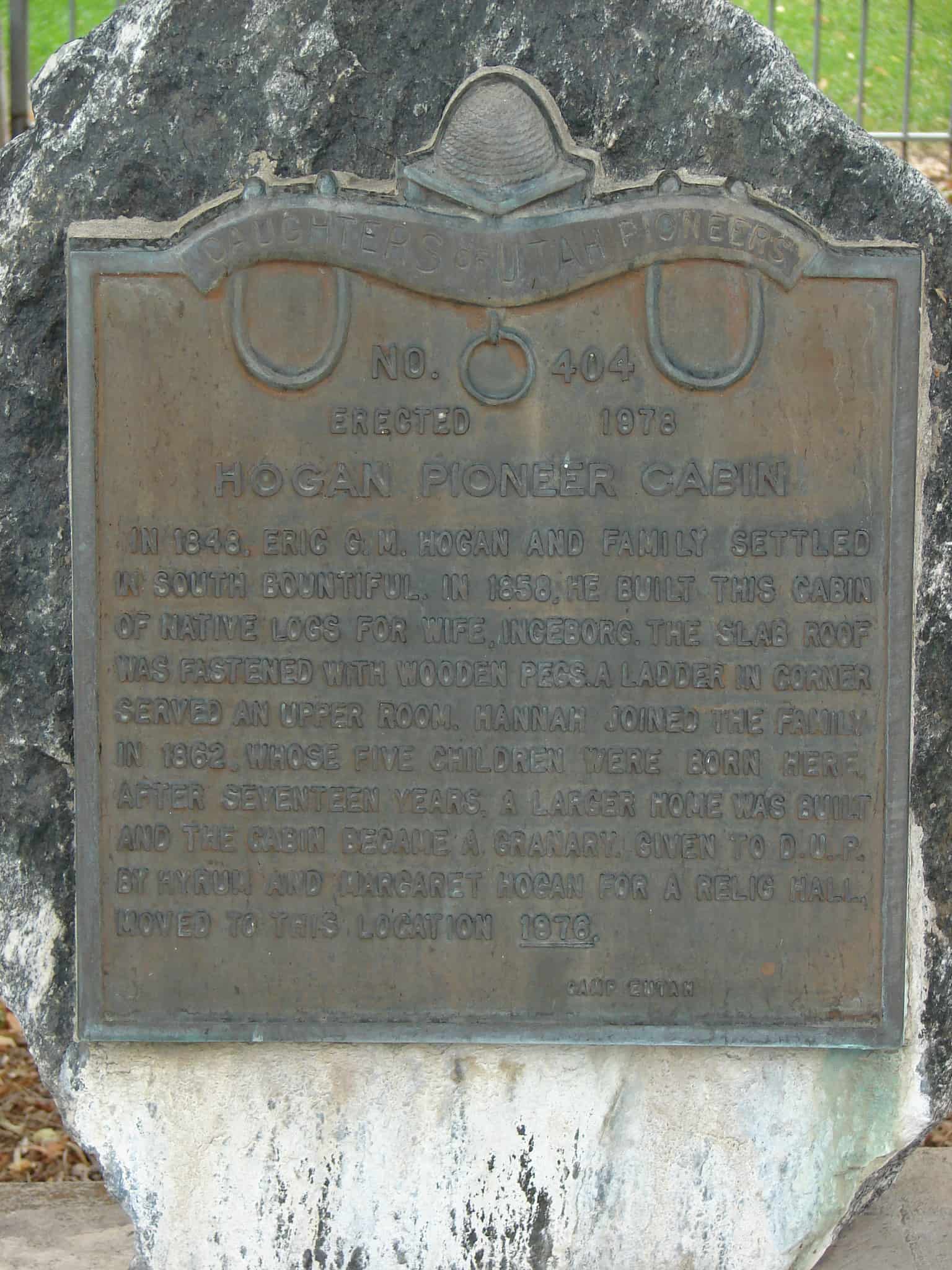 Hogan Pioneer Cabin | JacobBarlow.com