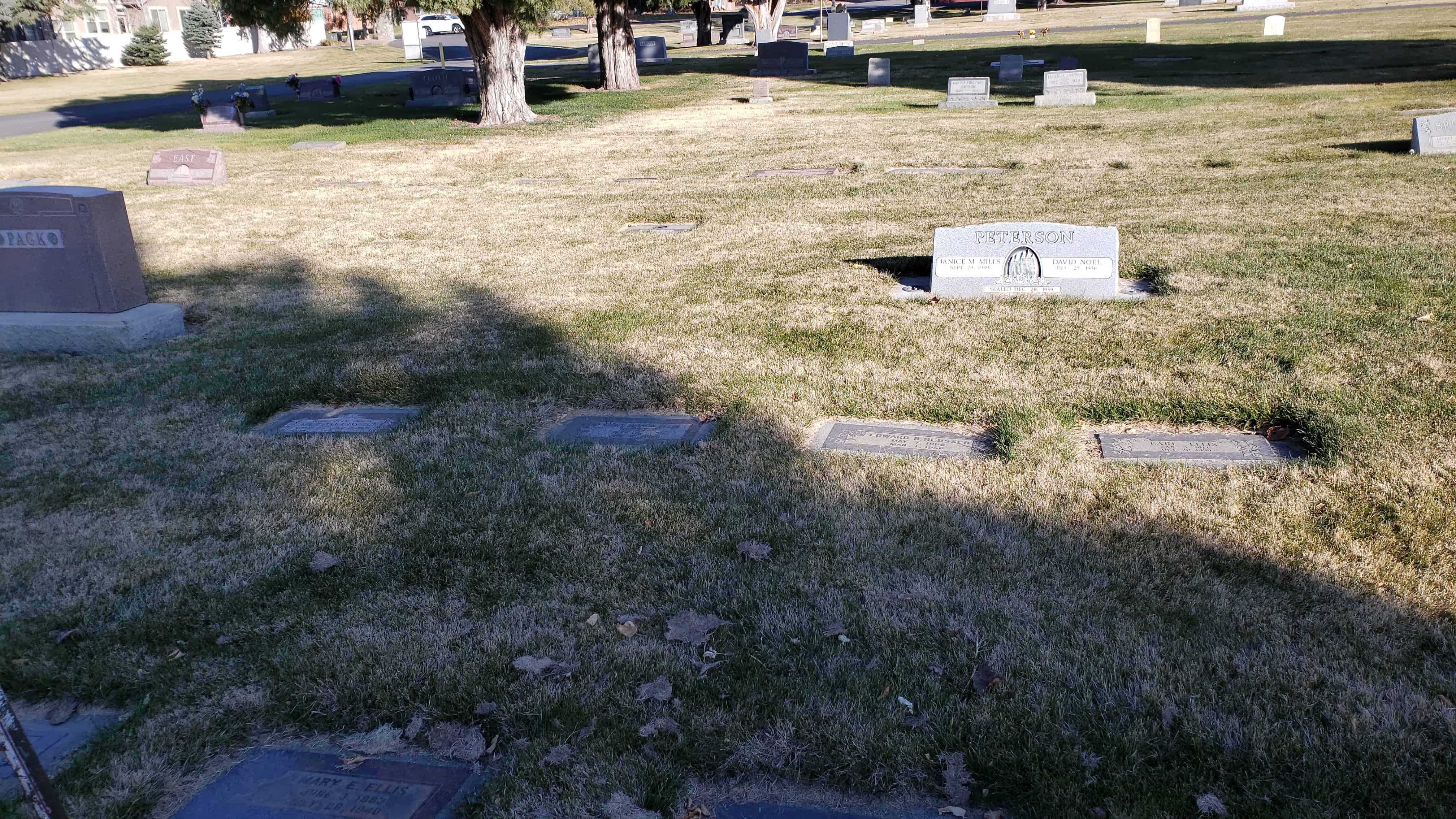 Ed Heusser Grave | JacobBarlow.com