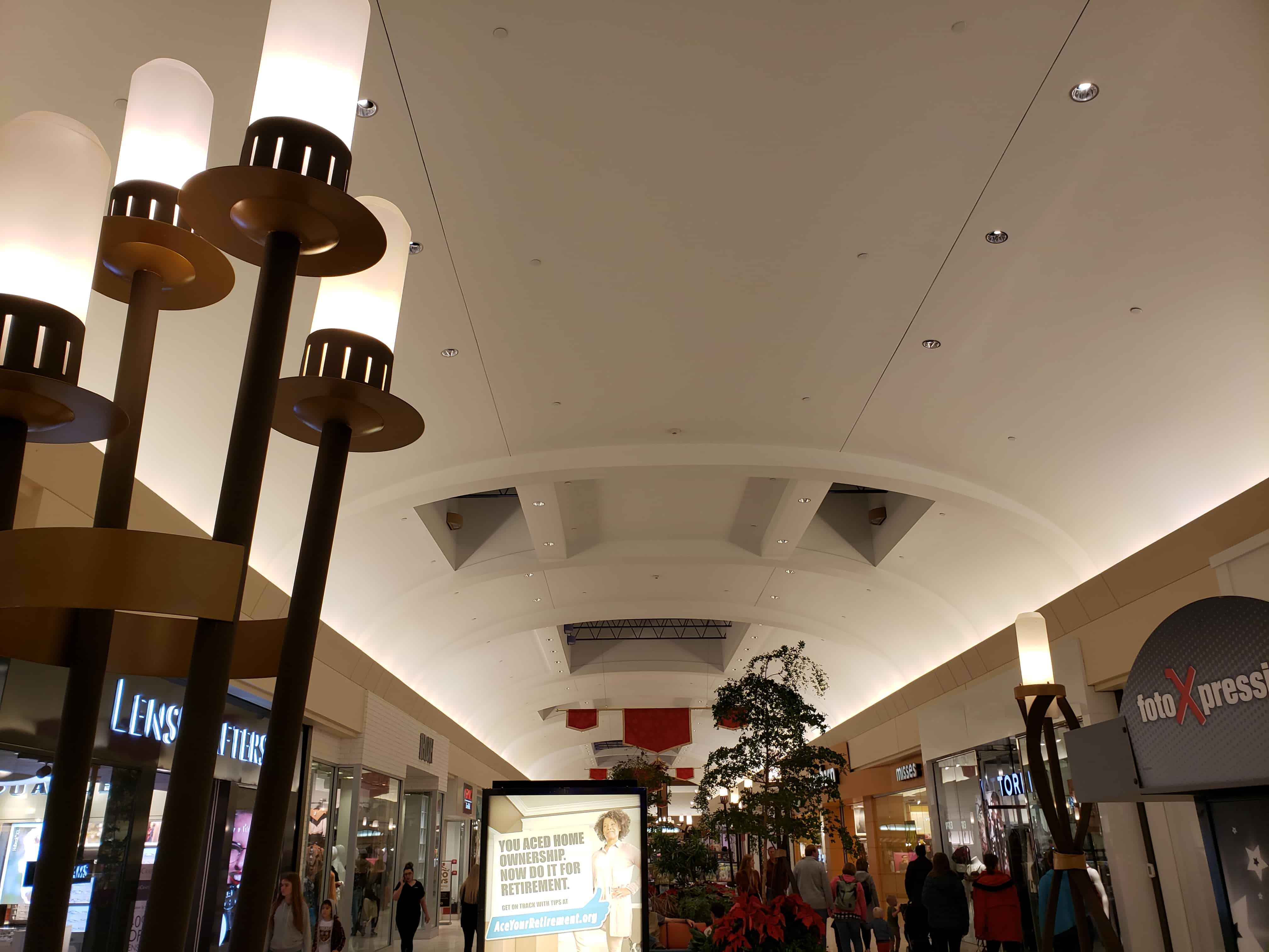 University Mall | JacobBarlow.com