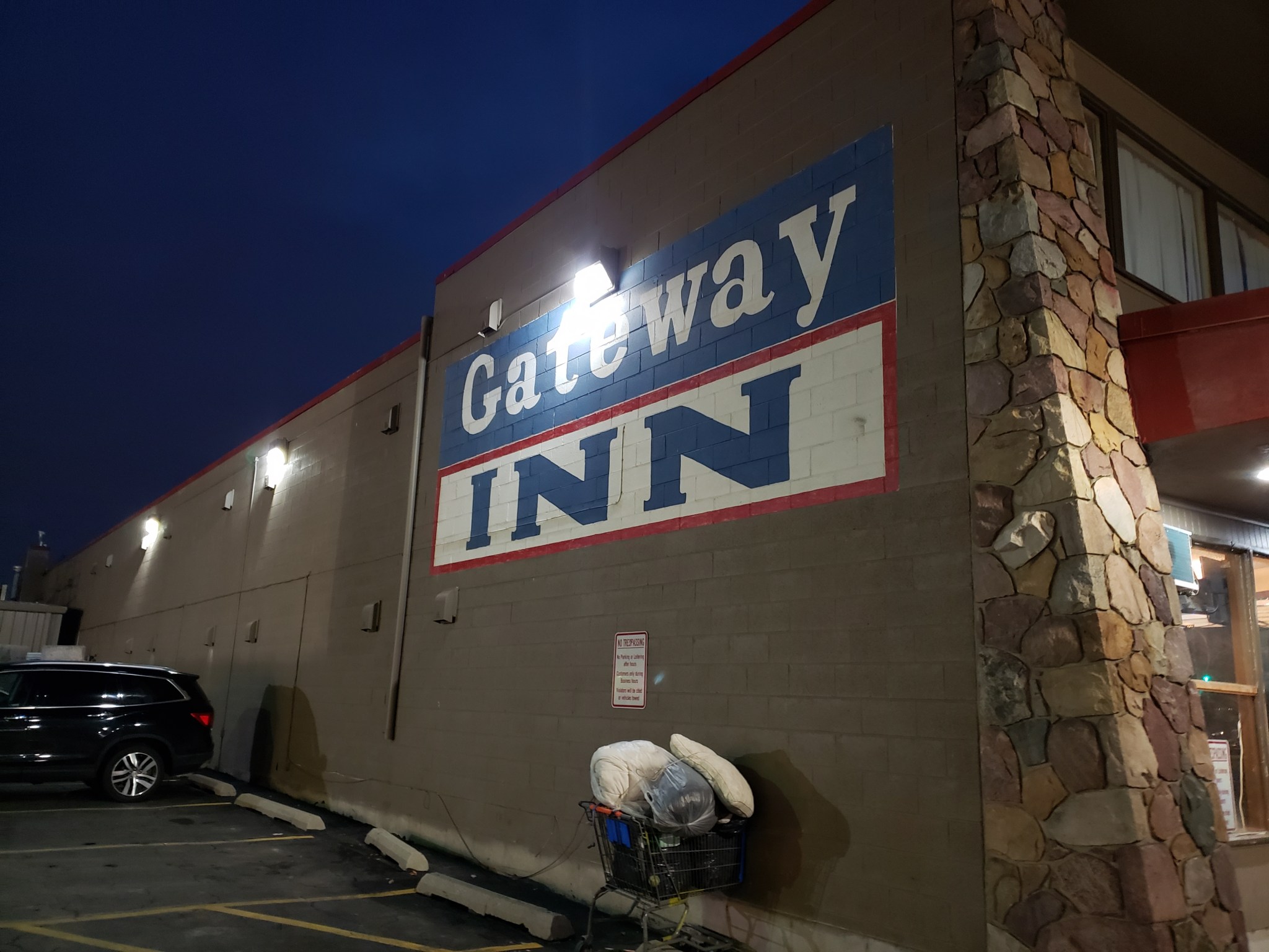 Gateway Inn | JacobBarlow.com