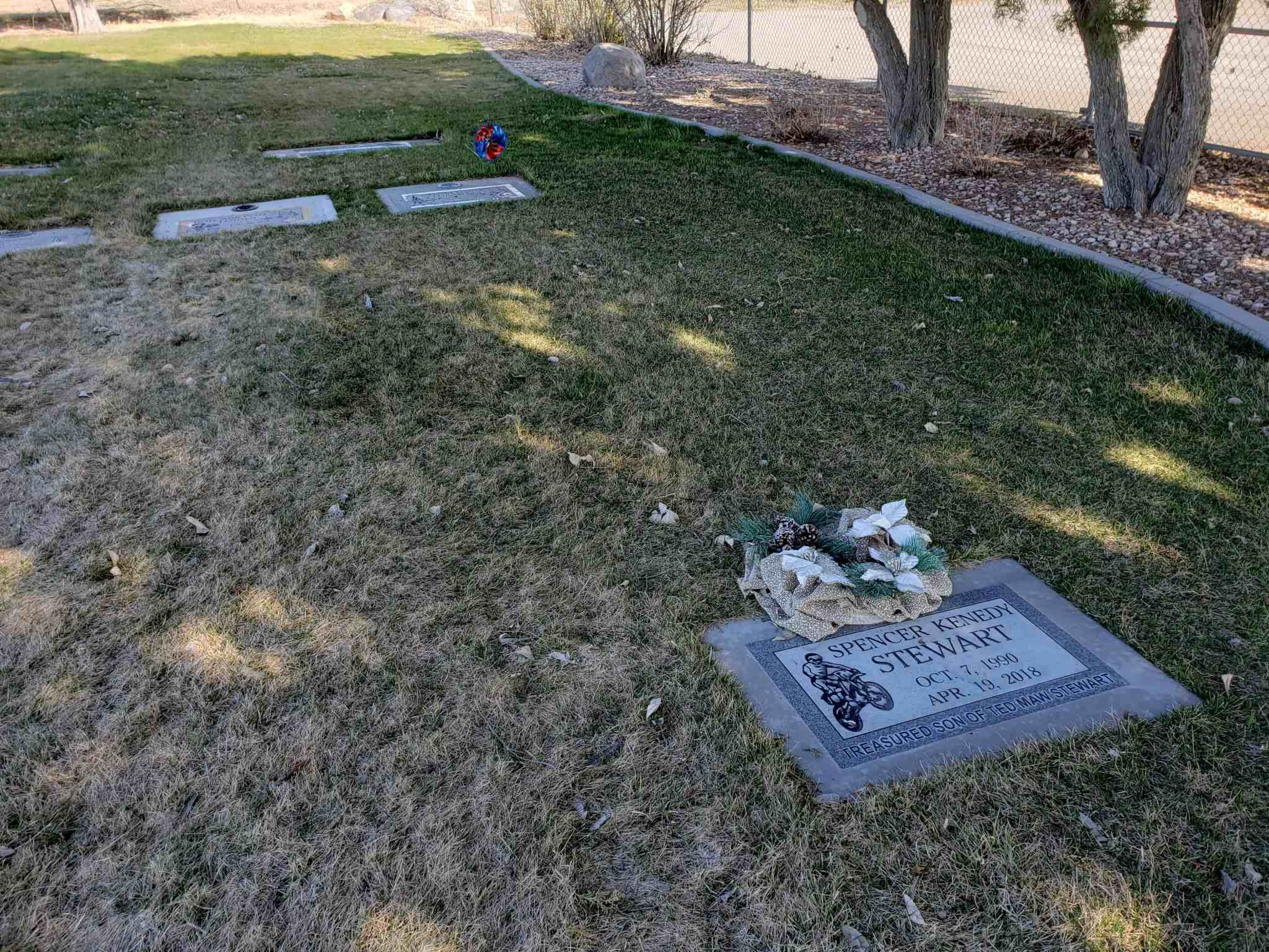 Warren/West Warren Cemetery | JacobBarlow.com