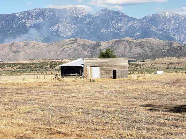 Elberta Sinclair Station | JacobBarlow.com