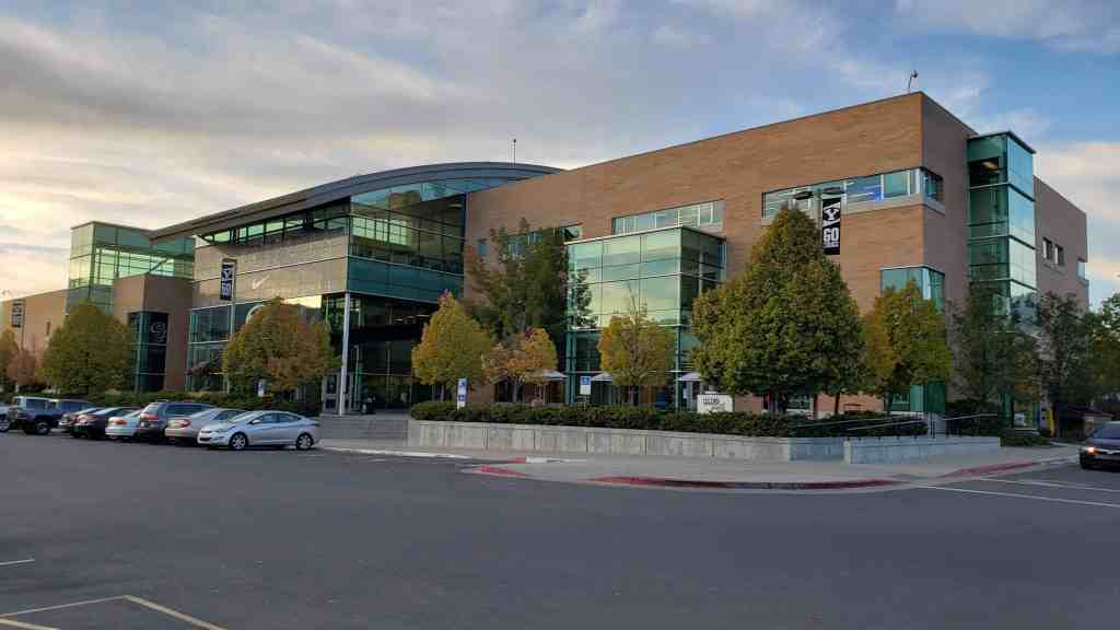 Student Athletics Building | JacobBarlow.com