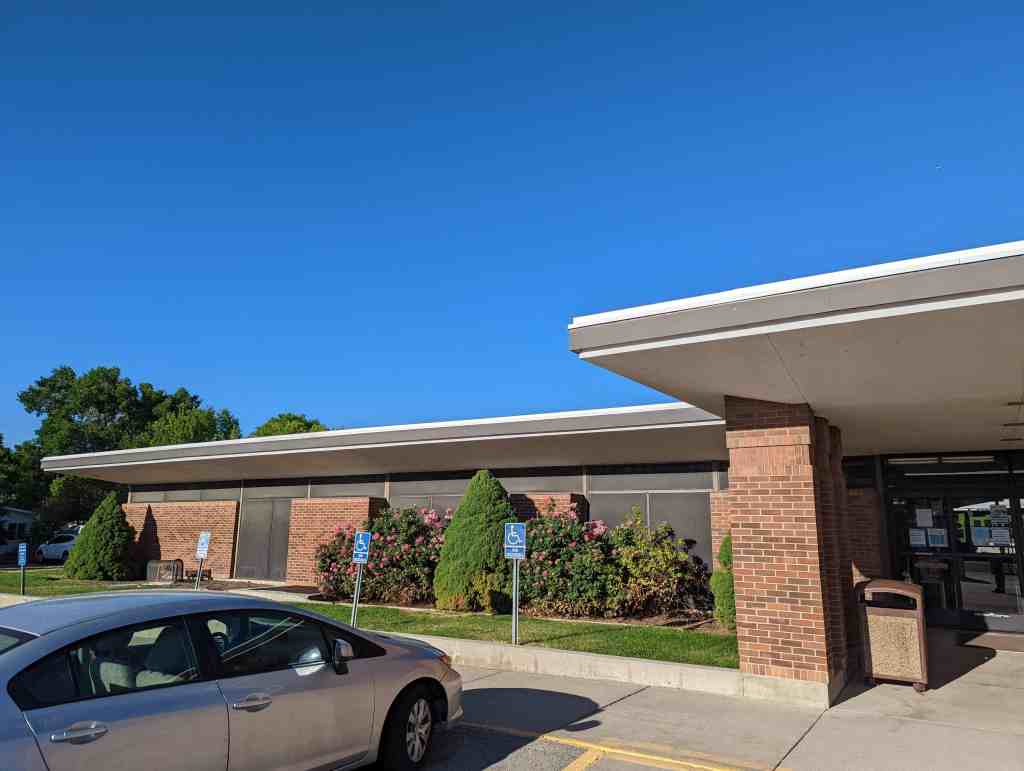 Ruth Vine Tyler Library | JacobBarlow.com