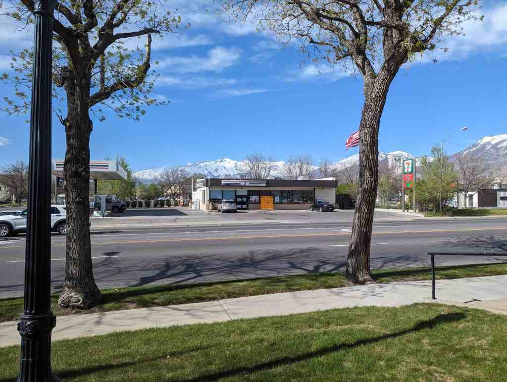 109 E Main St | JacobBarlow.com