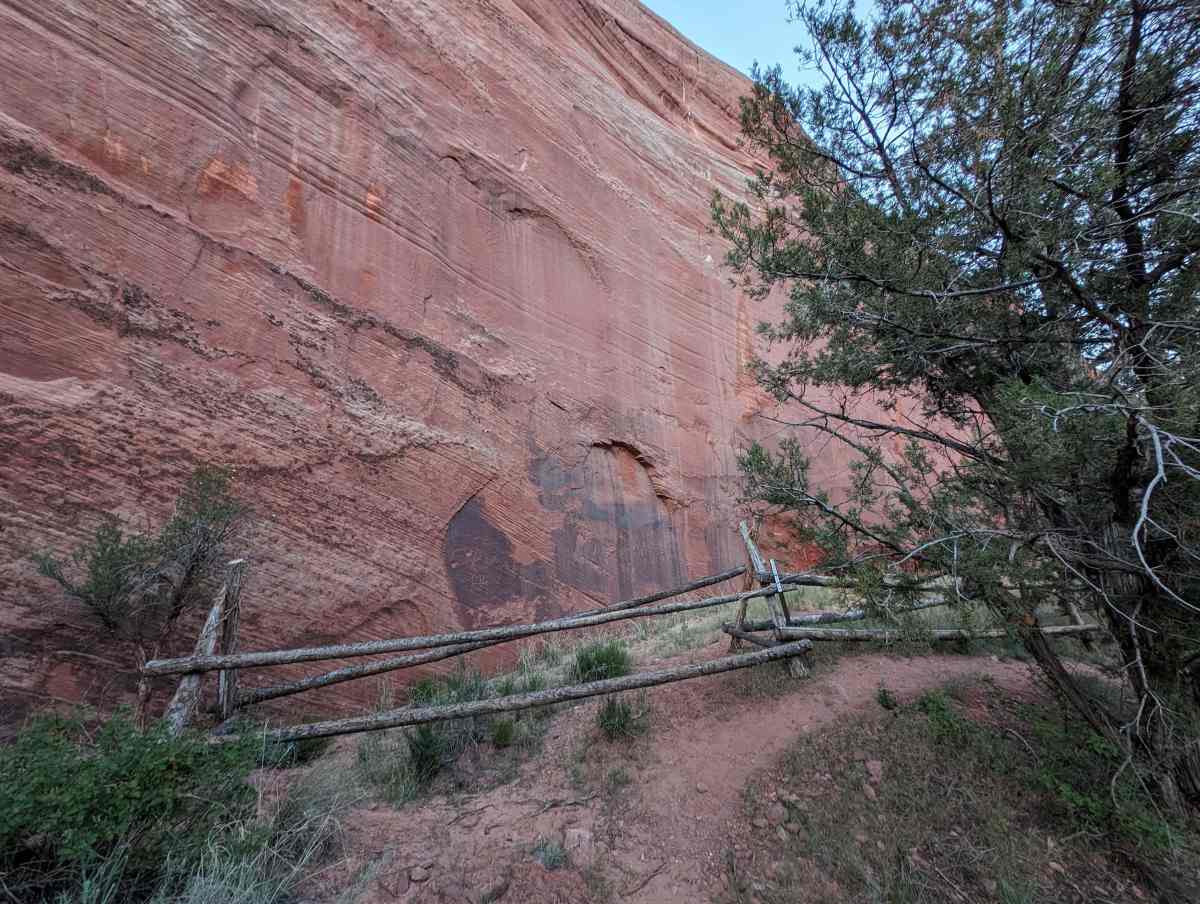 Sand Caves Rock Art | JacobBarlow.com