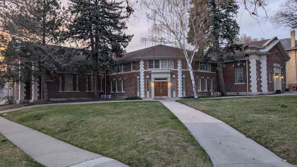 20th Ward Meetinghouse | JacobBarlow.com