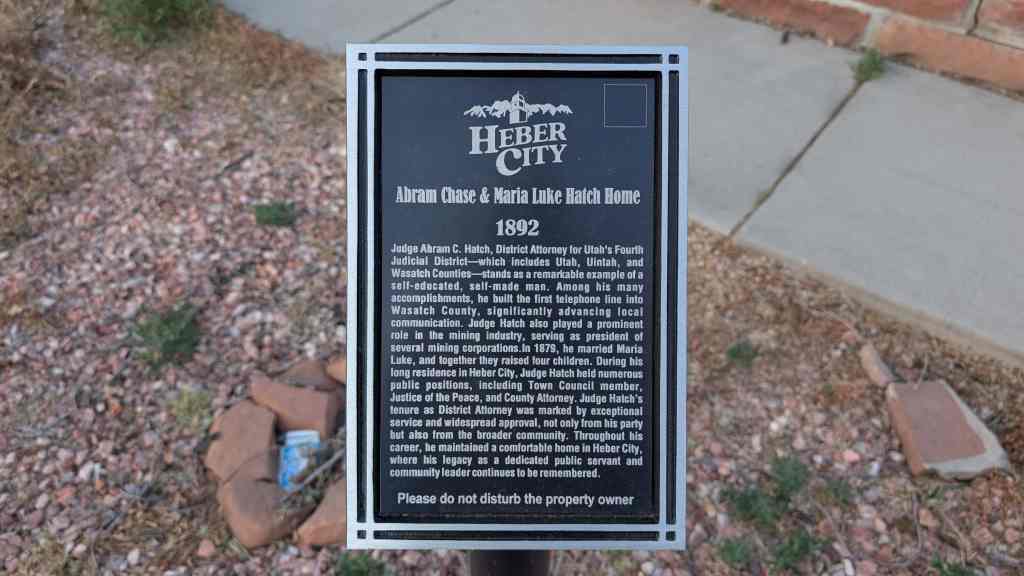 Abram Chase & Maria Luke Hatch Home | JacobBarlow.com