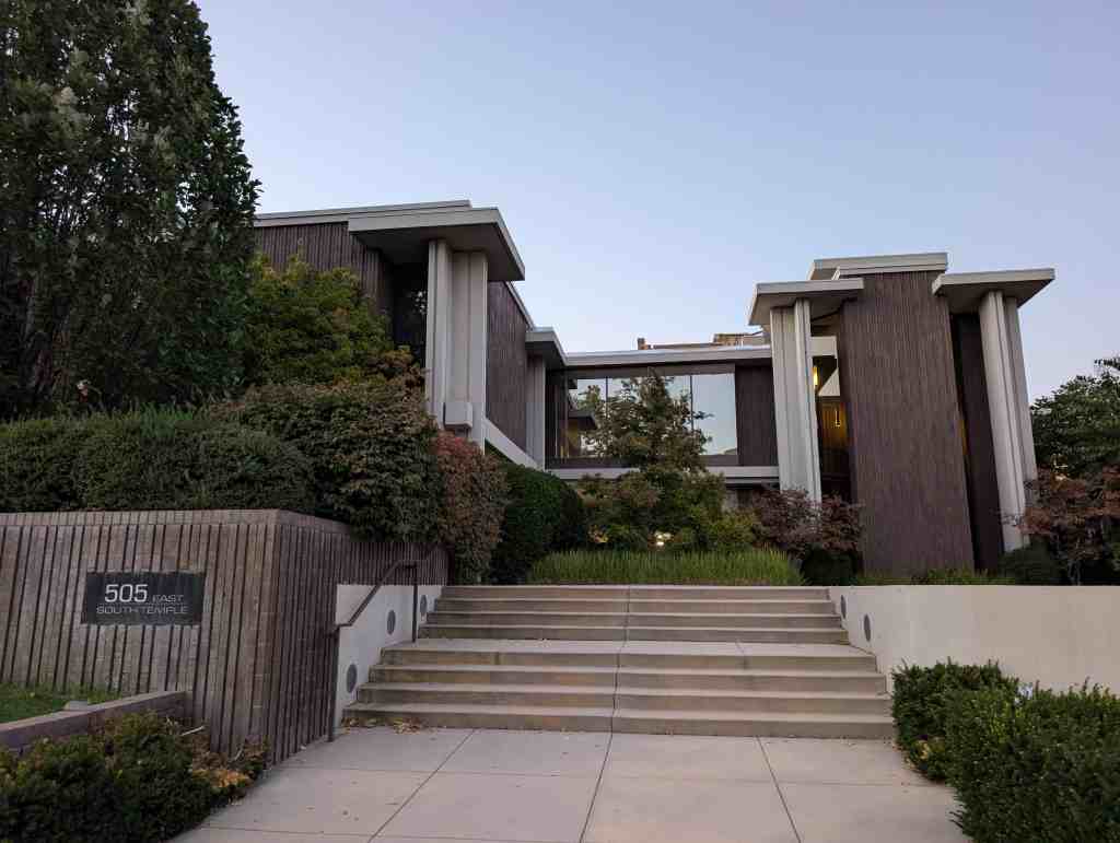 Steiner American Building | JacobBarlow.com