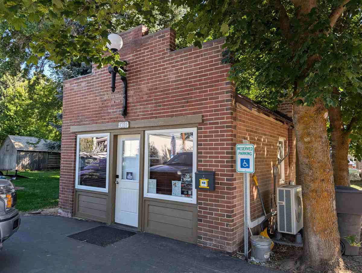 7381 E 200 S | JacobBarlow.com