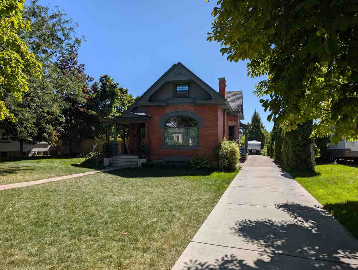 Joseph Odell Home | JacobBarlow.com