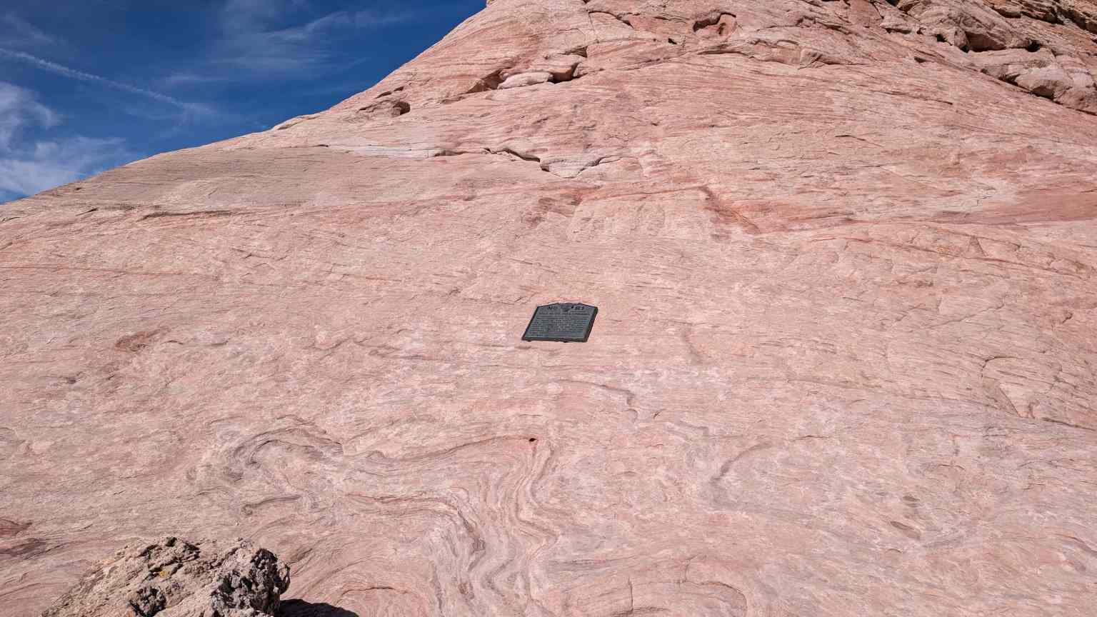“Hole-In-The-Rock” Crossing | JacobBarlow.com